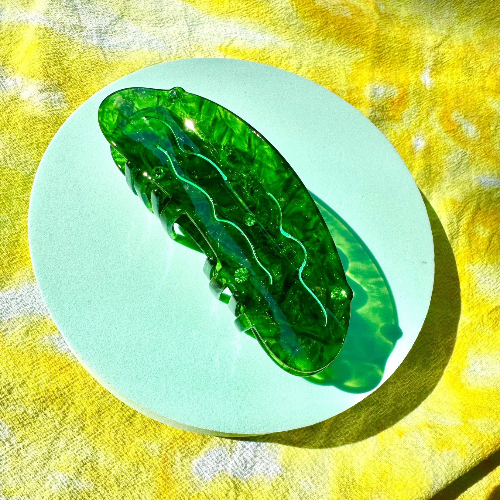 Pickle Hair Claw – PeachBeast